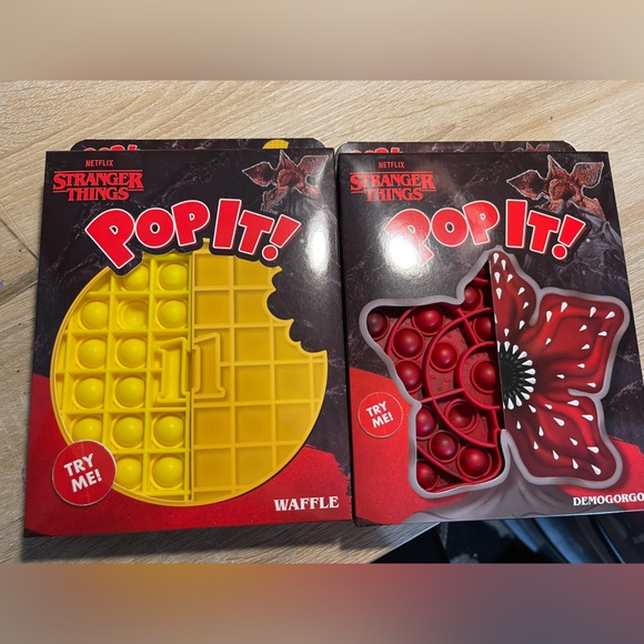 Netflix | Toys | 2 Netflixs Stranger Thingsfidget Toys Popits ...
